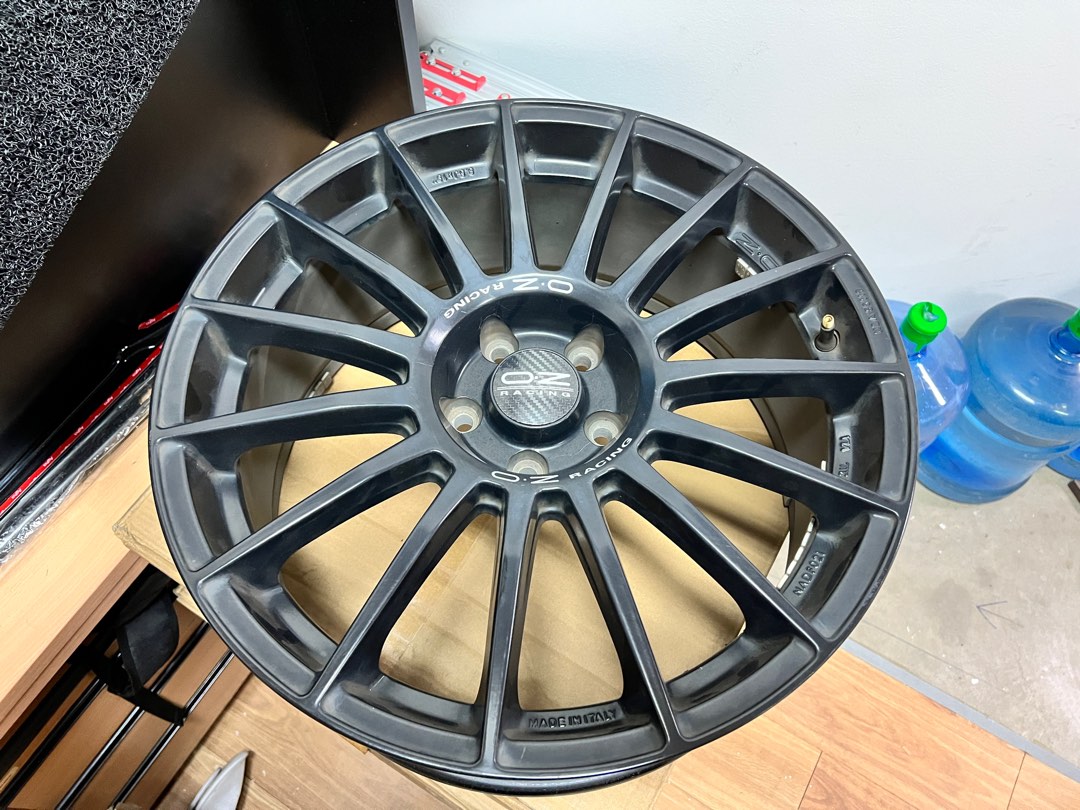 9.5 New OZ Racing Rim 5x112 19inch 8.5J ET 38, Car Accessories, Tyres ...