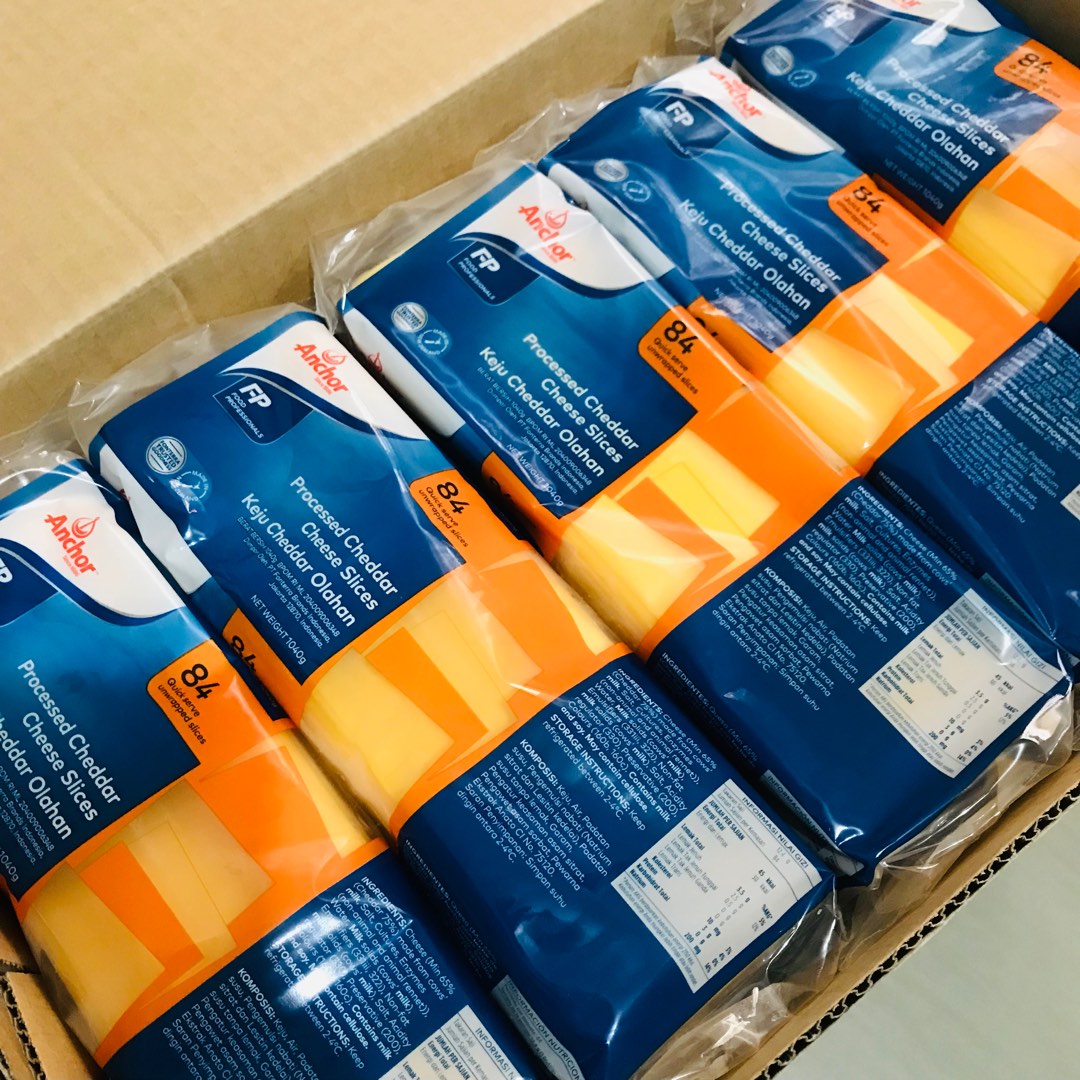 Anchor Coloured Cheddar Cheese Slices, Food & Drinks, Chilled & Frozen Food on Carousell