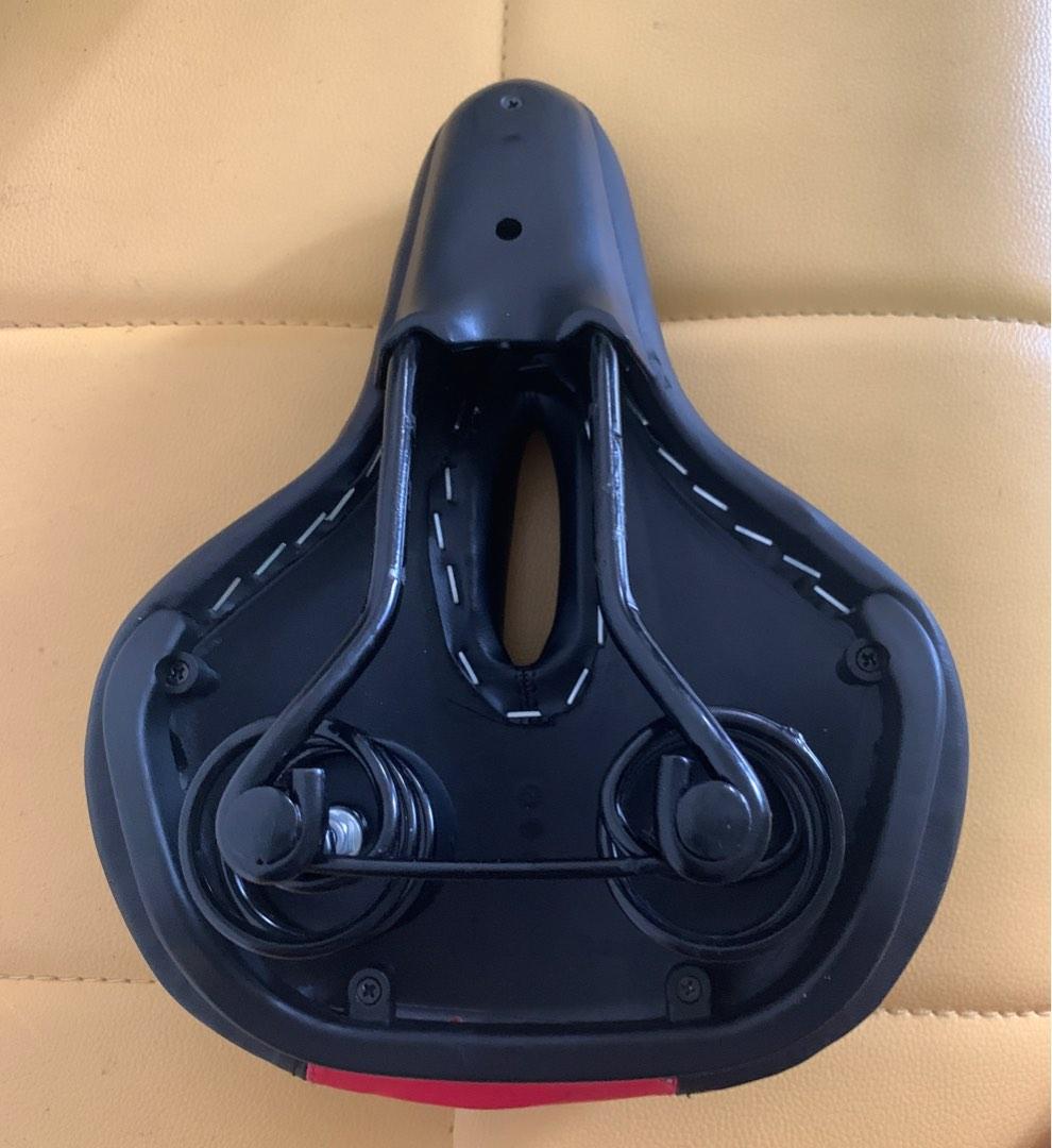 Bicycle Saddle, Sports Equipment, Bicycles & Parts, Parts & Accessories on Carousell