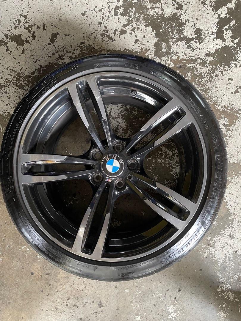 BMW M4 m performance stock Rims & tyre, Car Accessories, Tyres & Rims ...