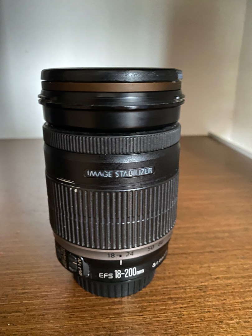 Canon Lens EFS 18-200, Photography, Lens & Kits on Carousell