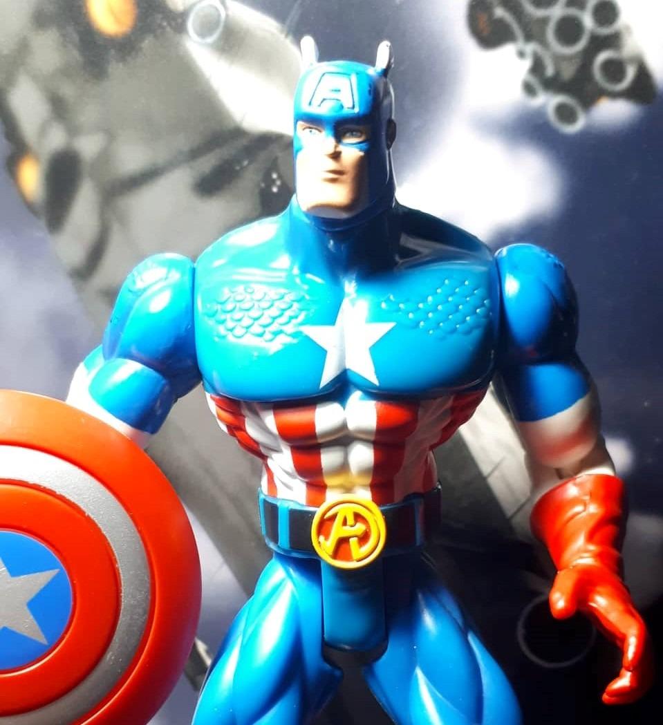 CAPTAIN AMERICA Vintage Classic Toybiz Marvel Avengers Xmen Action ...