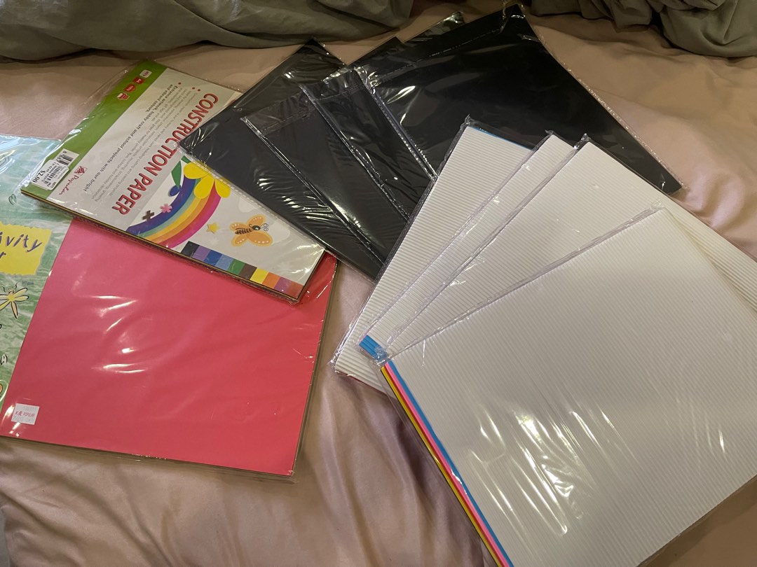 Different sizes of colored paper, Hobbies & Toys, Stationery & Craft ...