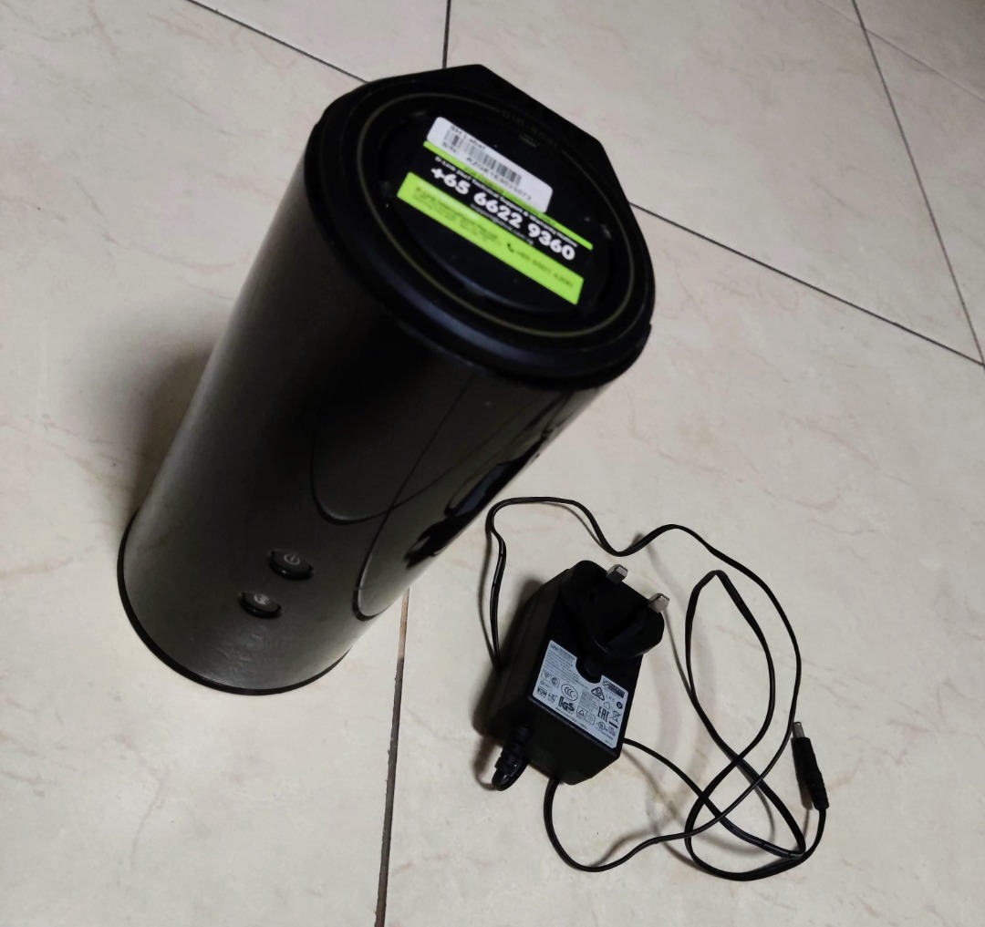 Dlink DIR-868L WIFI router with 4 cable ports, Computers & Tech, Parts ...