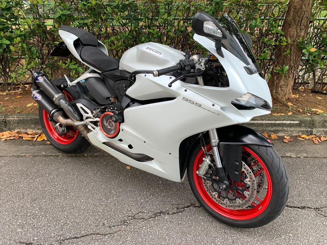 Ducati 959 Panigale Arctic White Silk Color. Meticulous Owner ...