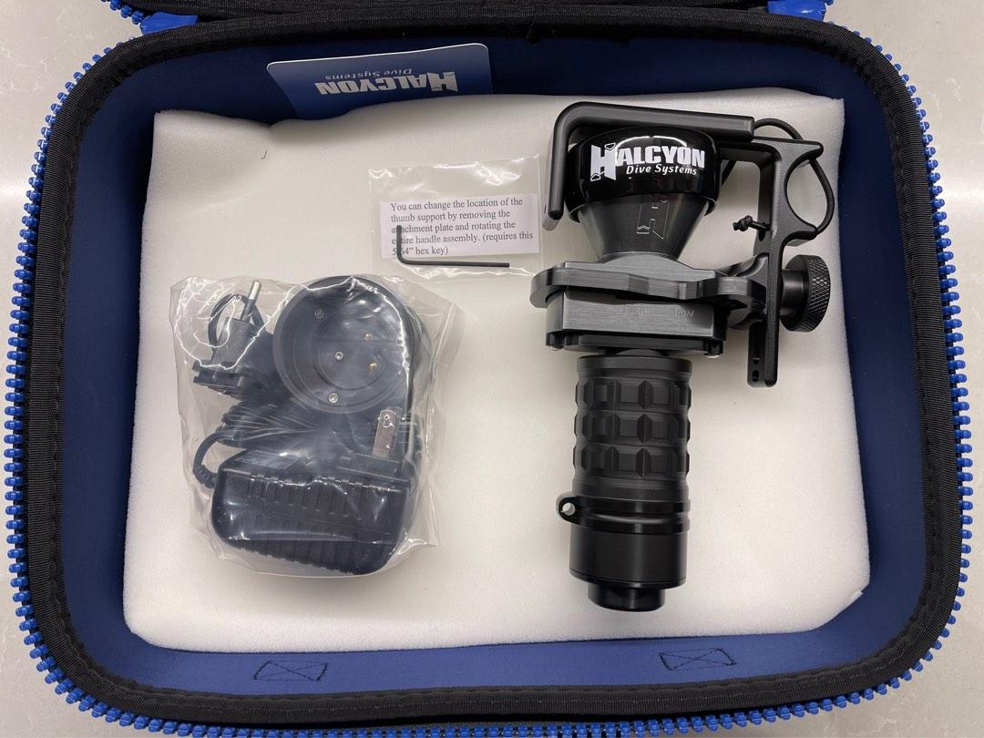 Halcyon Flare EXP dive torch / light, Sports Equipment, Other Sports ...