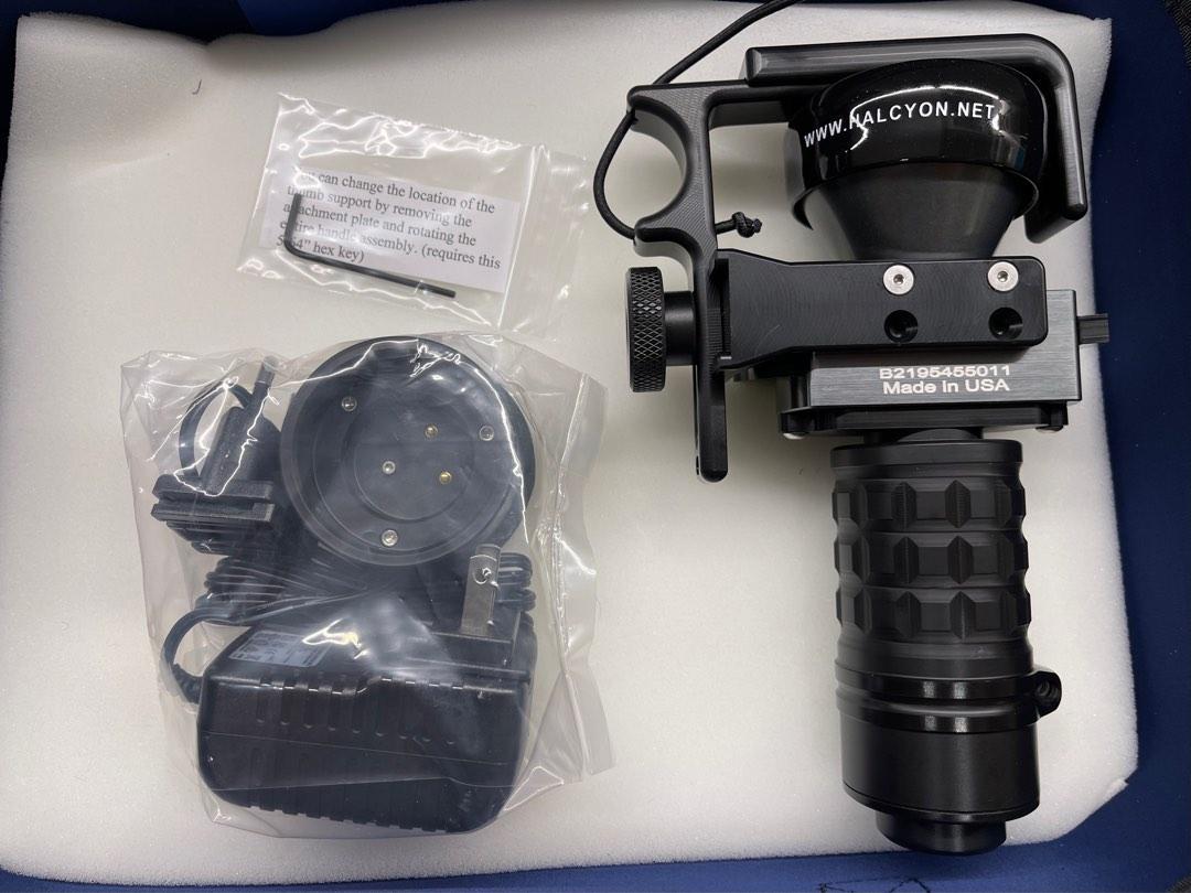 Halcyon Flare EXP dive torch / light, Sports Equipment, Other Sports ...