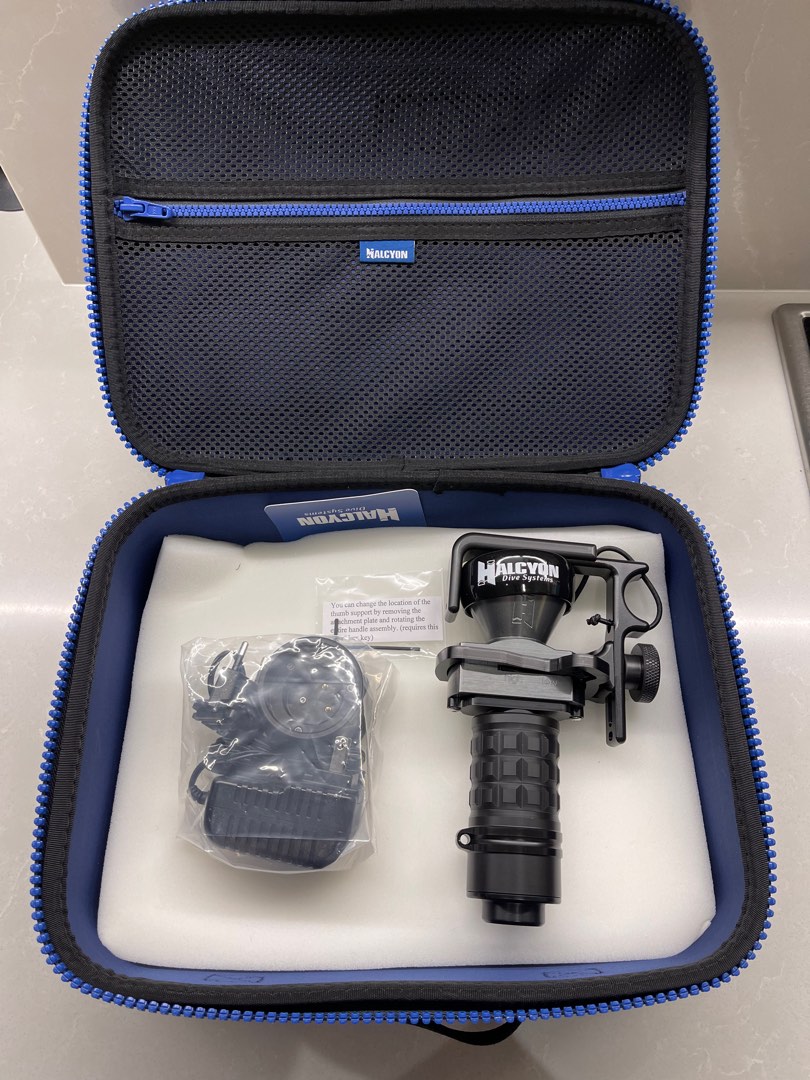 Halcyon Flare EXP dive torch / light, Sports Equipment, Other Sports ...