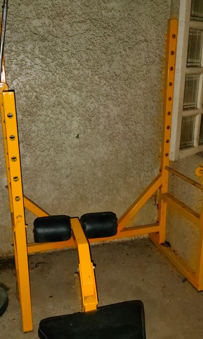 Heavy duty Squat/bench press cage with adjustable bench with leg curl ...