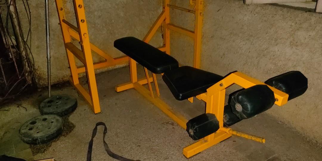 Heavy duty Squat/bench press cage with adjustable bench with leg curl ...
