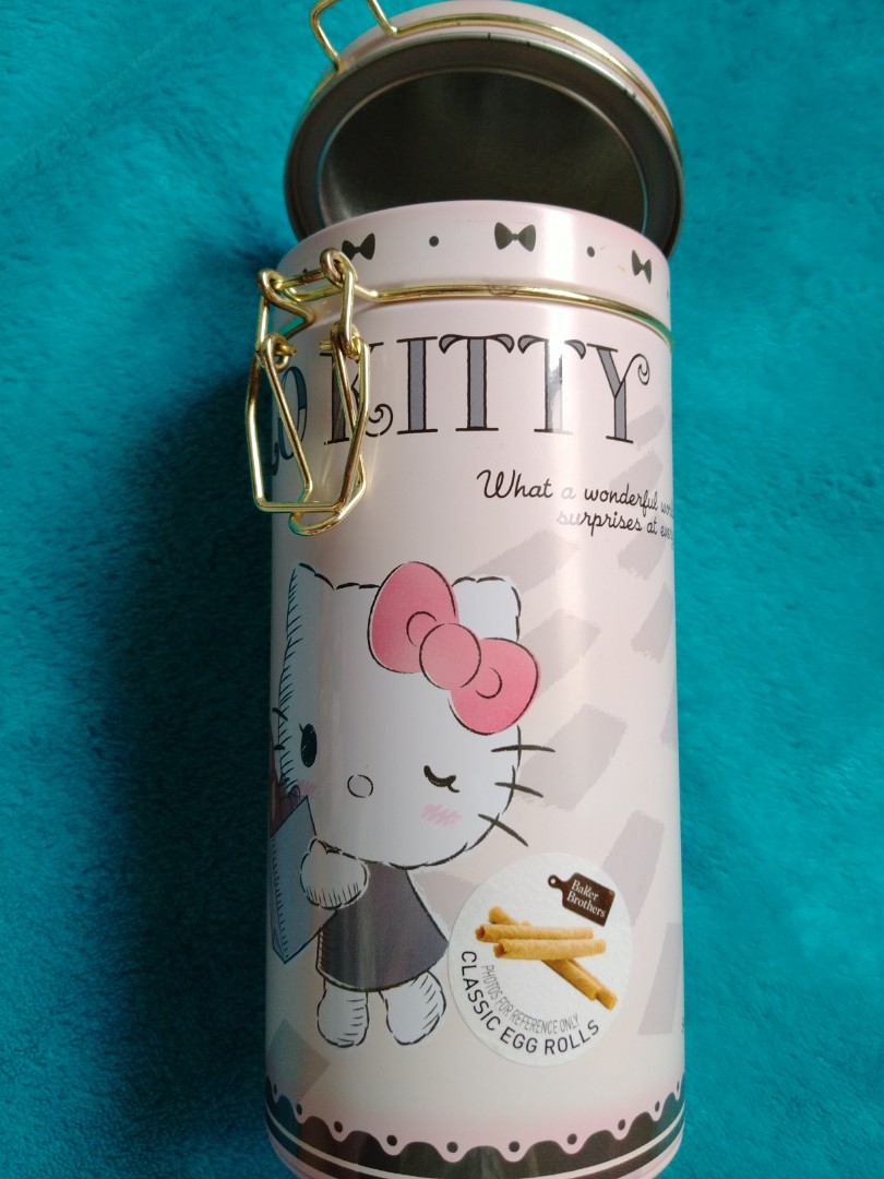 Hello kitty tin, Hobbies & Toys, Memorabilia & Collectibles, Vintage ...