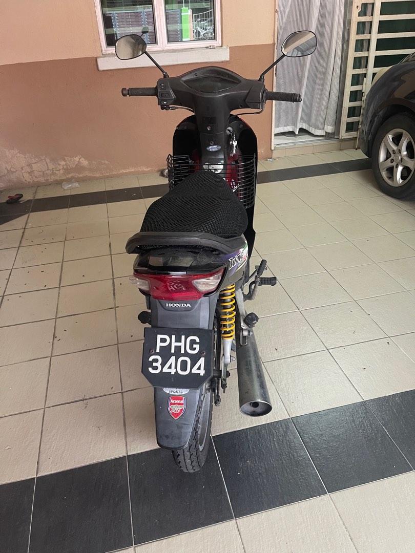 Honda Wave 100r, Motorbikes on Carousell