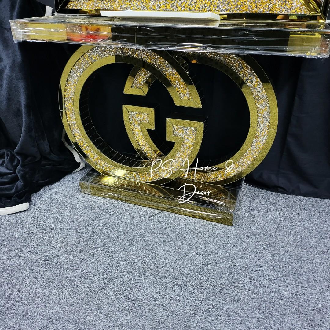 [PREORDER] GG Mirrored Crushed Diamond Hallway Console Gold, Furniture ...
