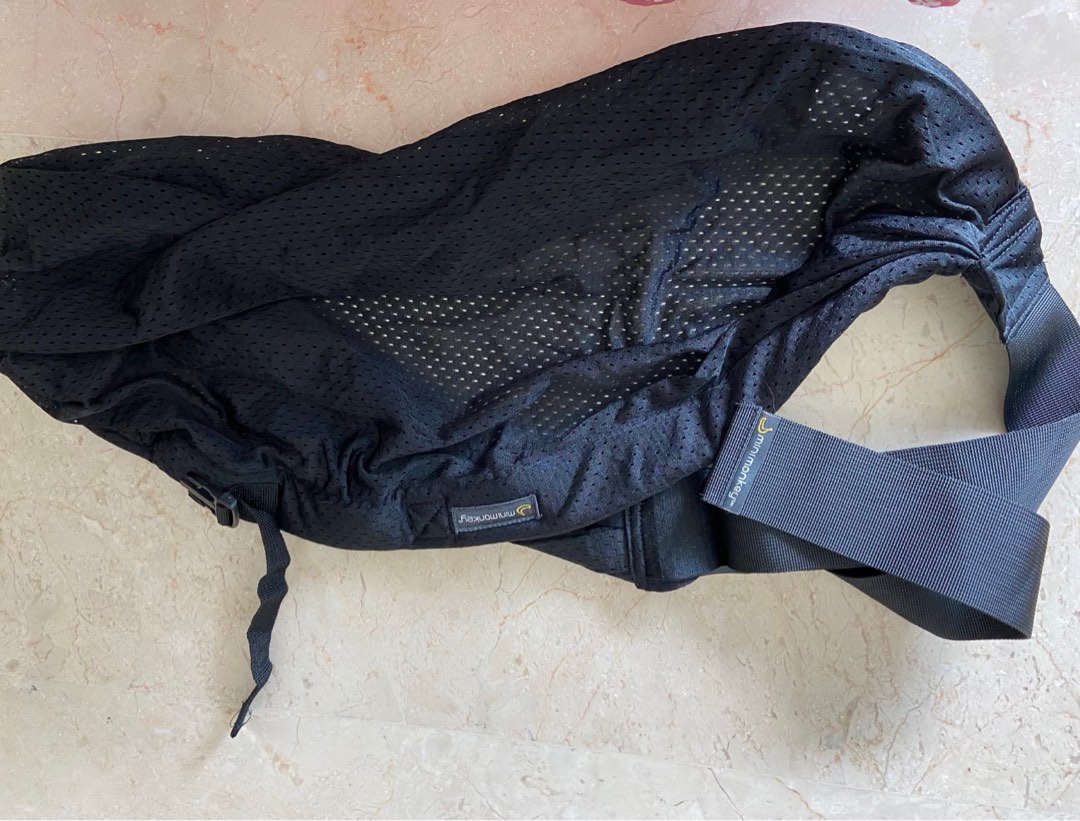 Minimonkey sling, Babies & Kids, Going Out, Carriers & Slings on Carousell