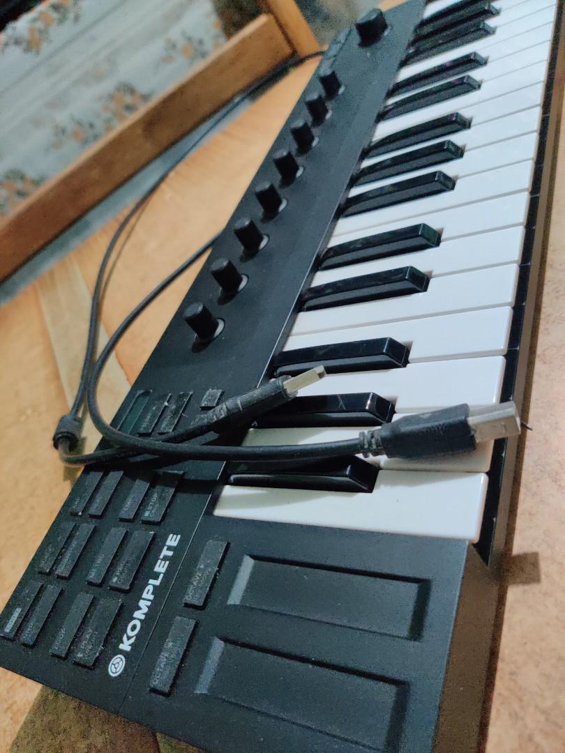 Native Instruments (NI) Komplete Kontrol M32, Audio, Other Audio ...