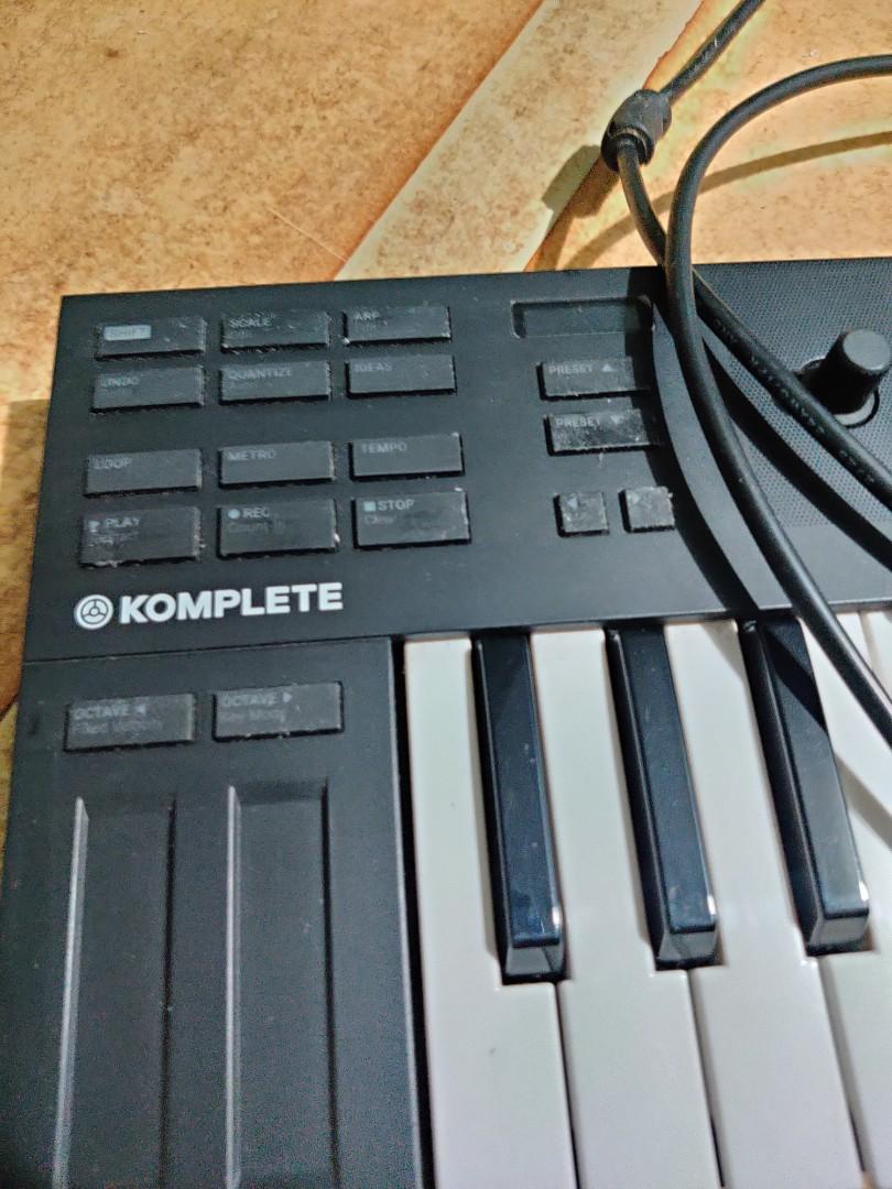Native Instruments (NI) Komplete Kontrol M32, Audio, Other Audio ...