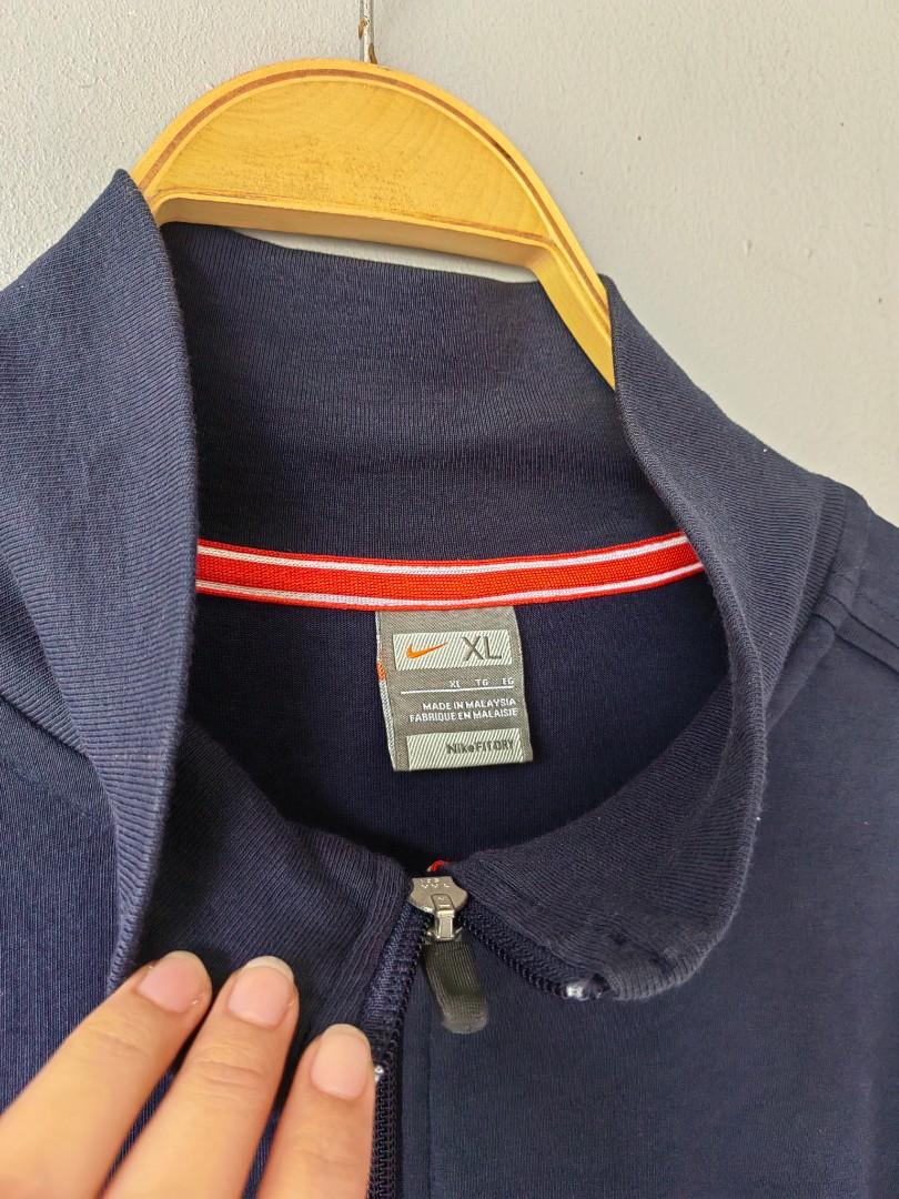 Nike Jacket navy blue, Men's Fashion, Coats, Jackets and Outerwear on ...