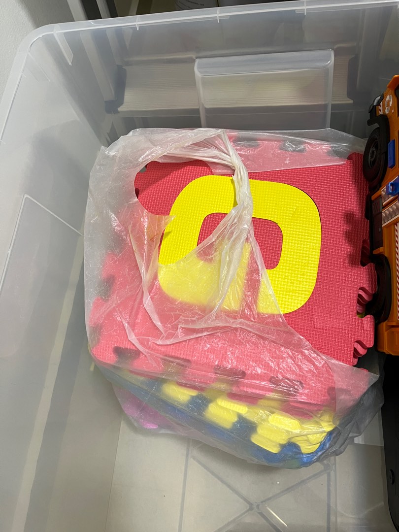 Playmat ABC, Babies & Kids, Infant Playtime on Carousell