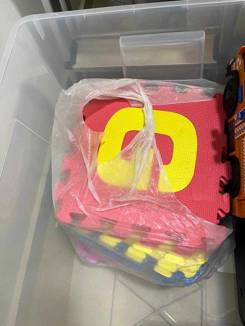 Playmat ABC, Babies & Kids, Infant Playtime on Carousell