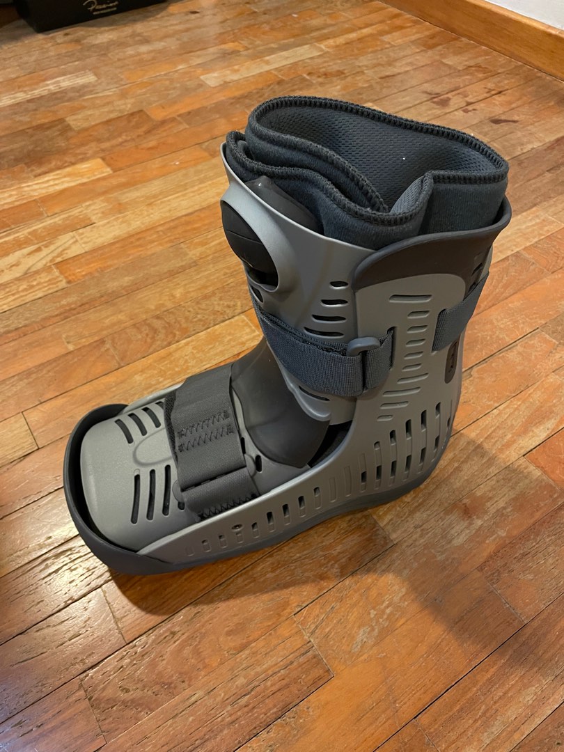 Rebound Air Boot, Health & Nutrition, Assistive & Rehabilatory Aids ...
