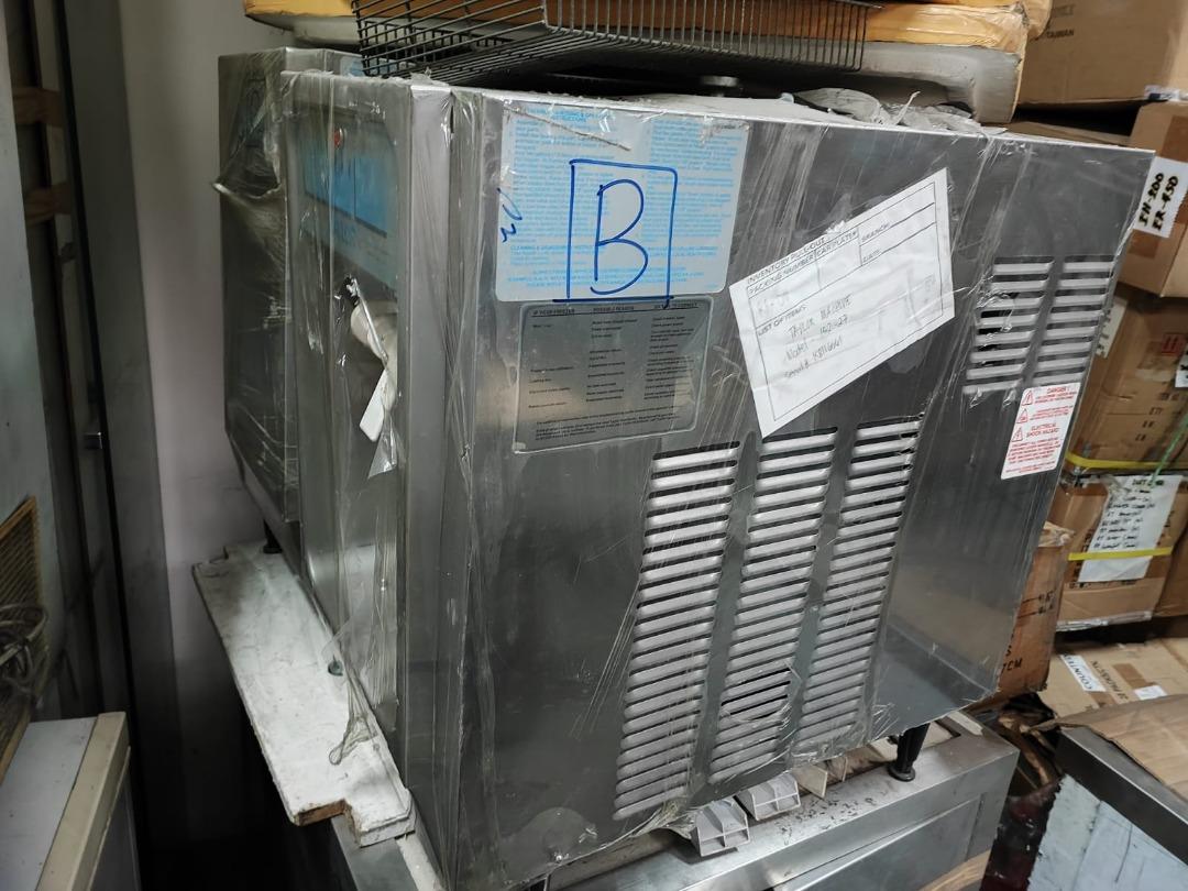 TAYLOR brand - ICE CREAM MACHINE - MODEL 152, TV & Home Appliances ...
