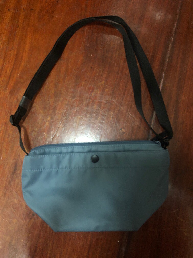 Uniqlo Cross Body Bag Blue, Women's Fashion, Bags & Wallets, Cross-body ...