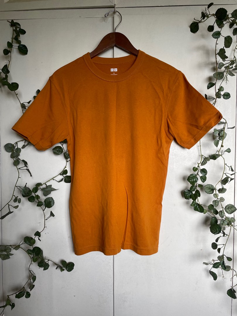 Uniqlo U Shirt, Men's Fashion, Tops & Sets, Tshirts & Polo Shirts on ...