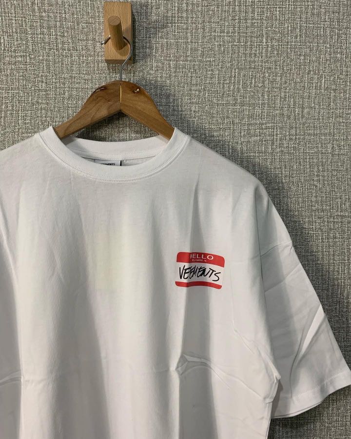 Vetements Name-Tag Shirt, Men's Fashion, Tops & Sets, Tshirts & Polo ...