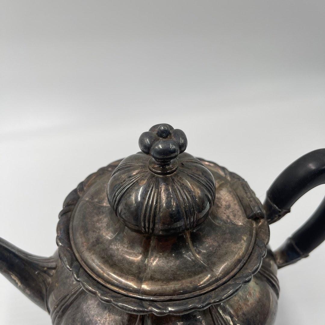 Vintage EPNS tea pot, Hobbies & Toys, Collectibles & Memorabilia ...