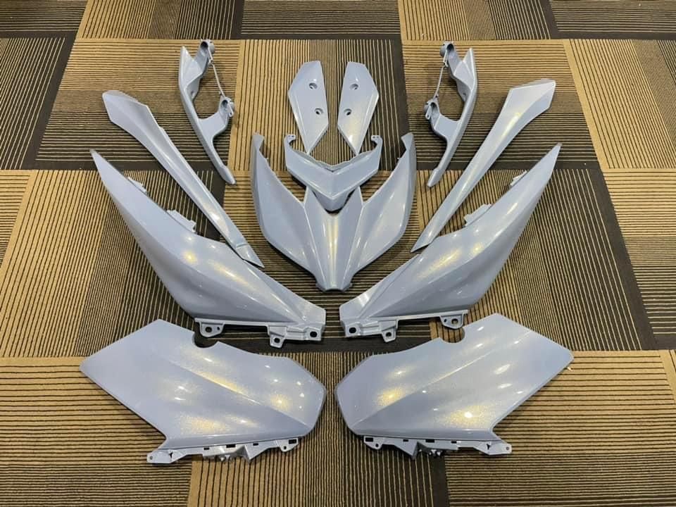 Xmax Coverset (new Coverset original +new repaint colour of ur choices ...