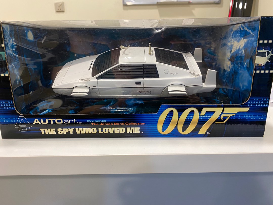 Autoart Lotus Esprit Submarine James Bond 007 The Spy Who Loved Me (1: ...