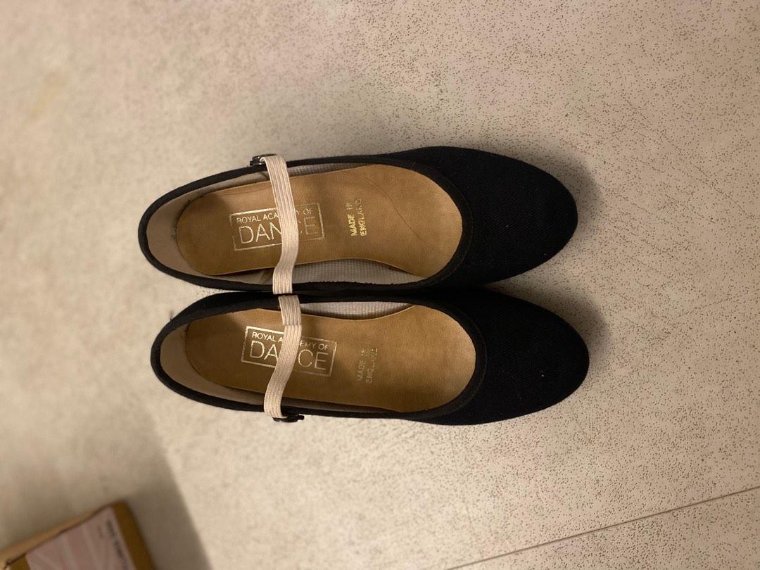 Ballet character shoes for grade 3 size 13.5, Women's Fashion, Footwear ...