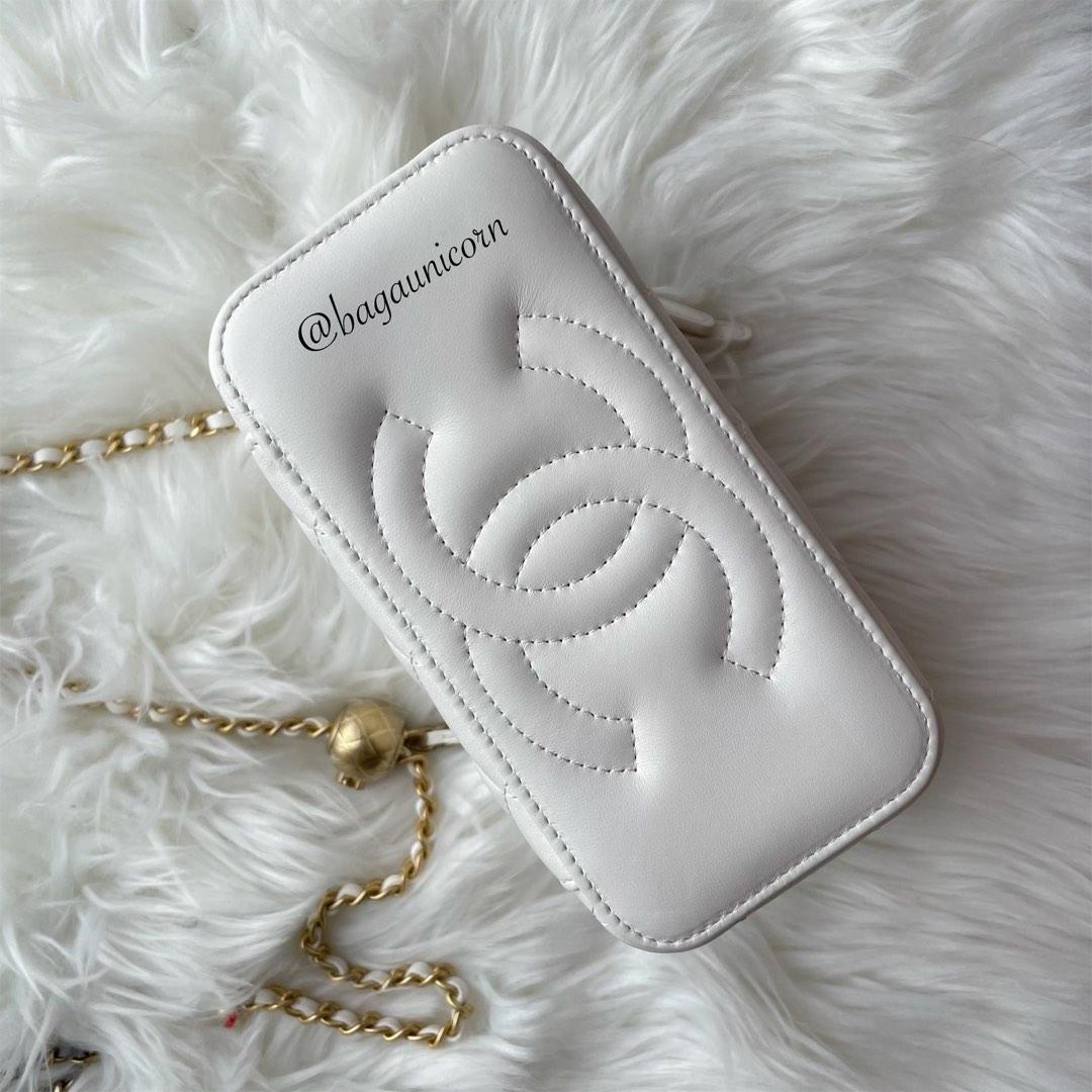 Chanel 22B pearl crush vanity, Luxury, Bags & Wallets on Carousell