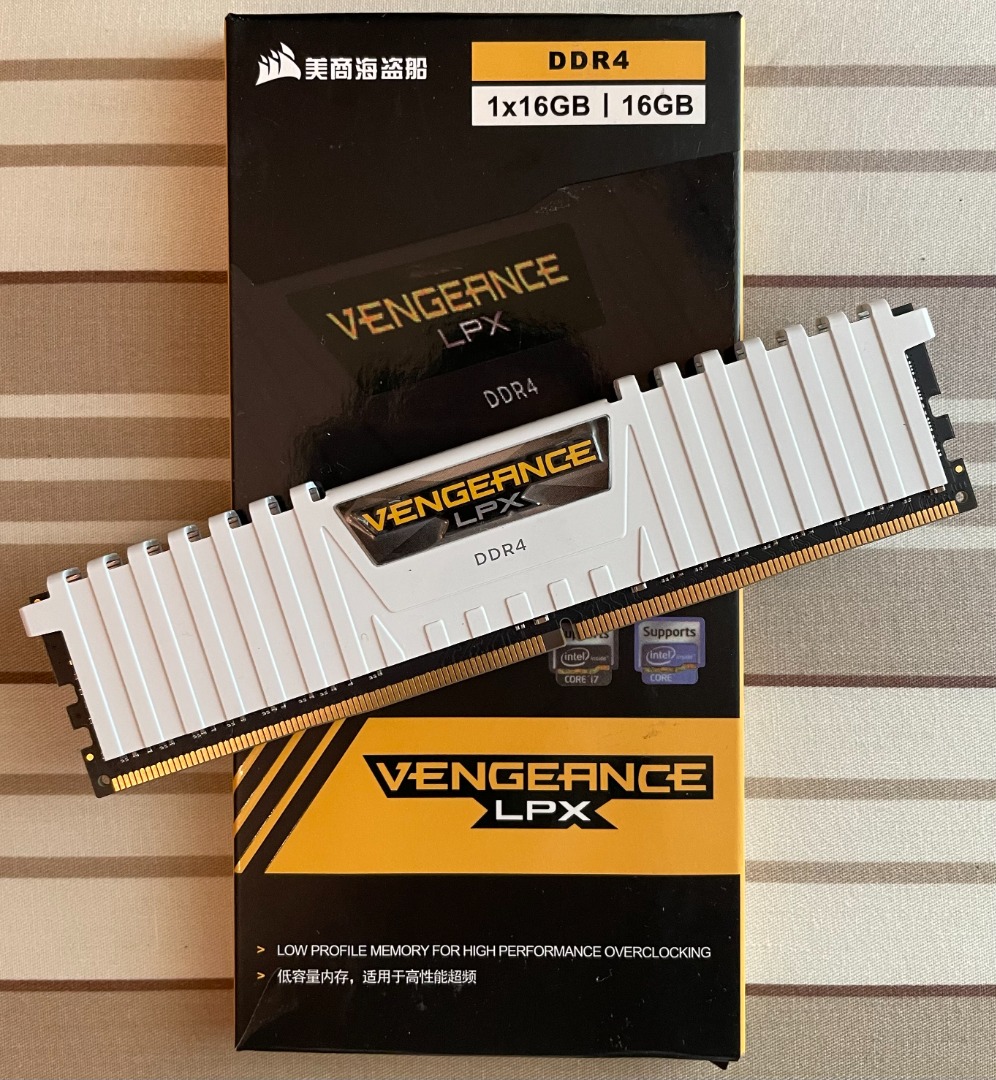 Cosair Vengeance DDR4 3200mhz (16GB), 電腦＆科技, 電腦周邊及配件, 電腦周邊產品 - Carousell
