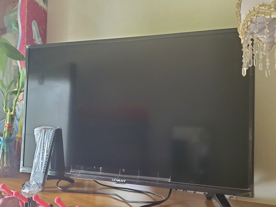 DEVANT 32 INCHES COLORED TV, TV & Home Appliances, TV & Entertainment ...