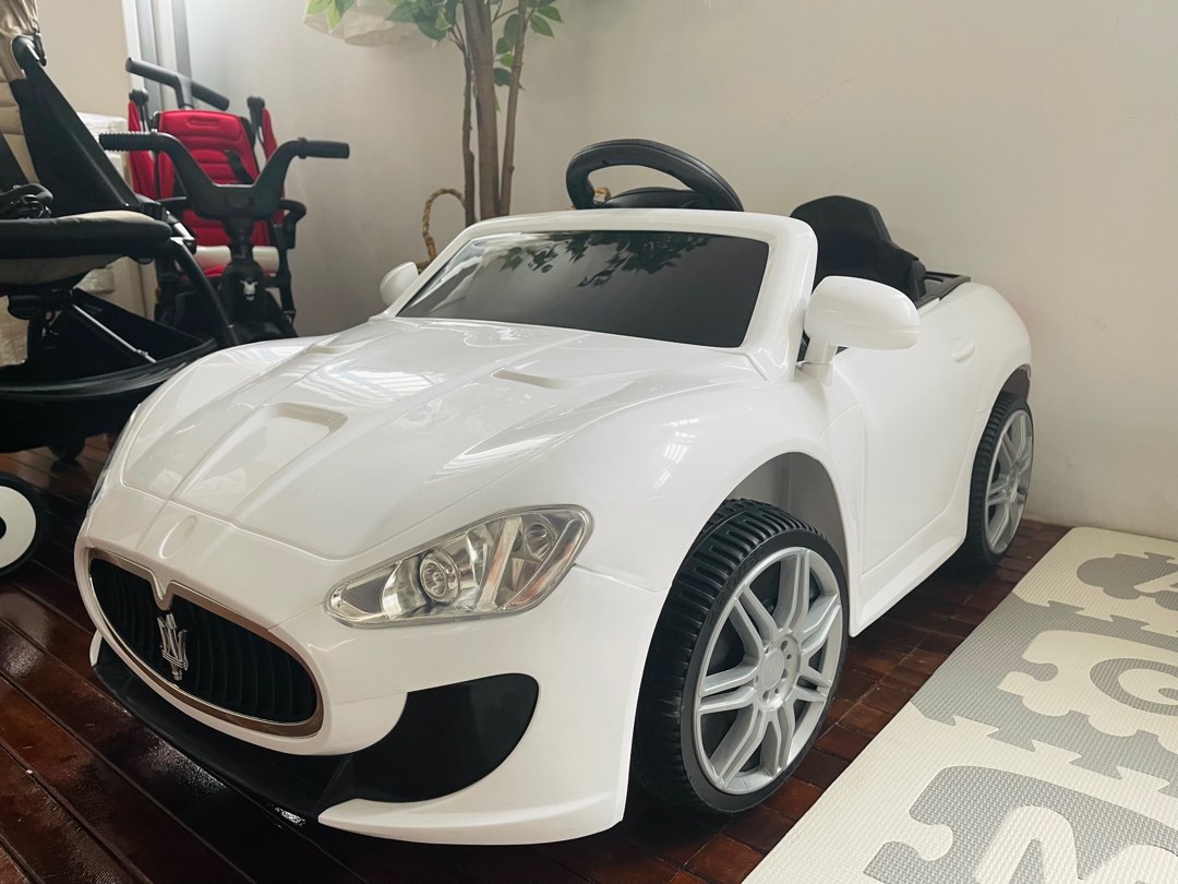 Electric Kids Car, Babies & Kids, Infant Playtime on Carousell