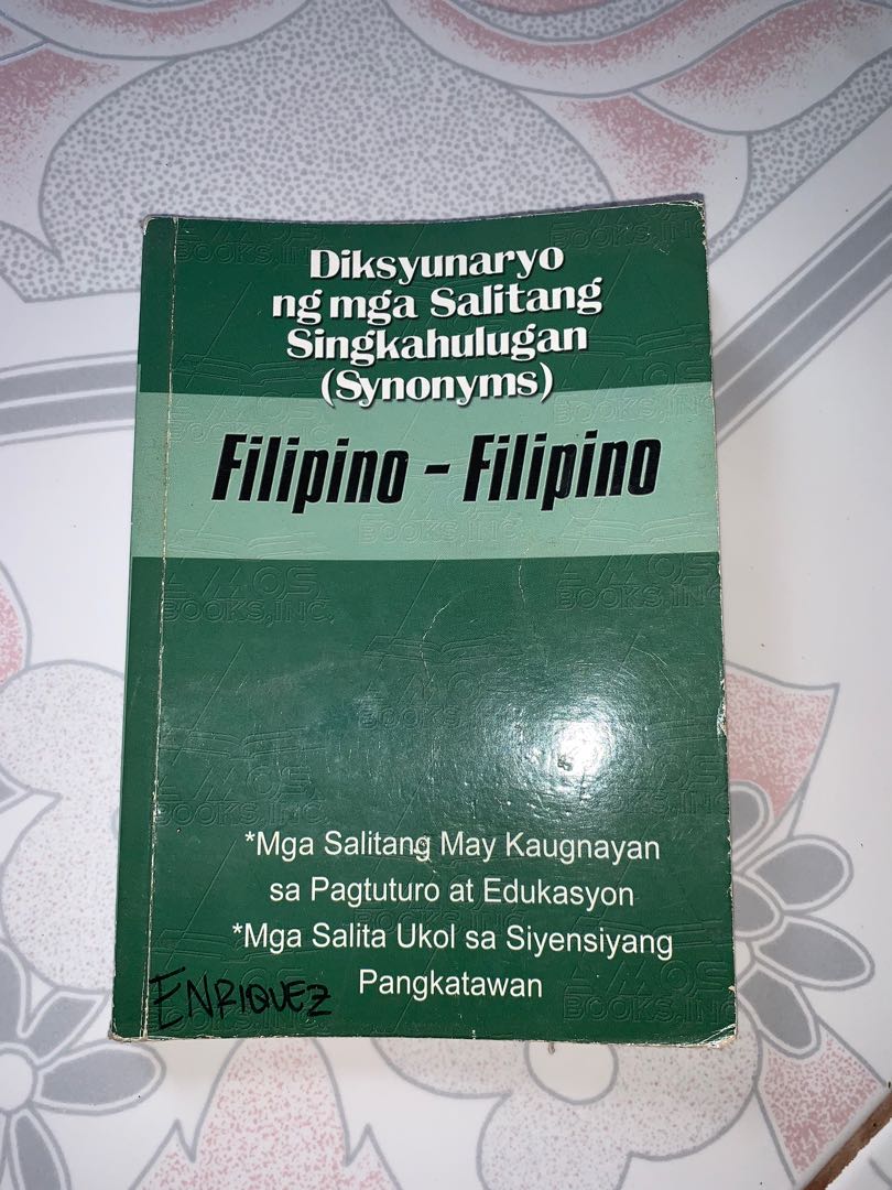 Filipino dictionary, Hobbies & Toys, Books & Magazines, Assessment Books on Carousell