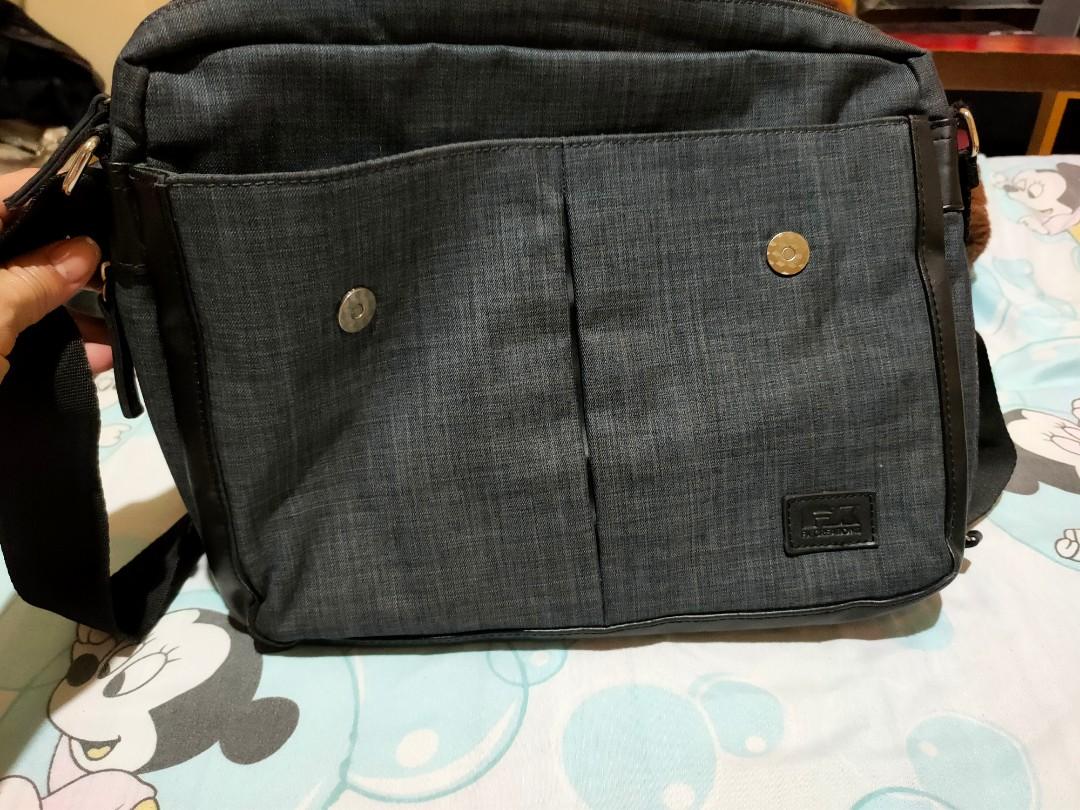 FX Creation Expandable Messenger Bag, Men's Fashion, Bags, Sling Bags ...