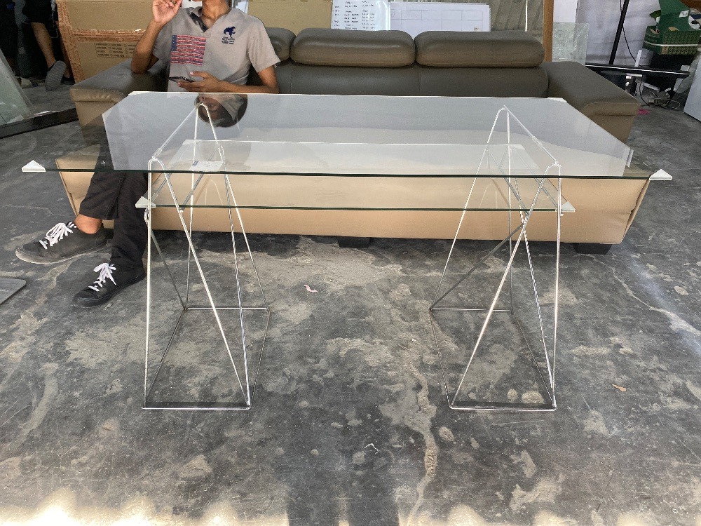 Glass Top Metal Frame Study Table / Meja Belajar Bingkai Logam Atas ...