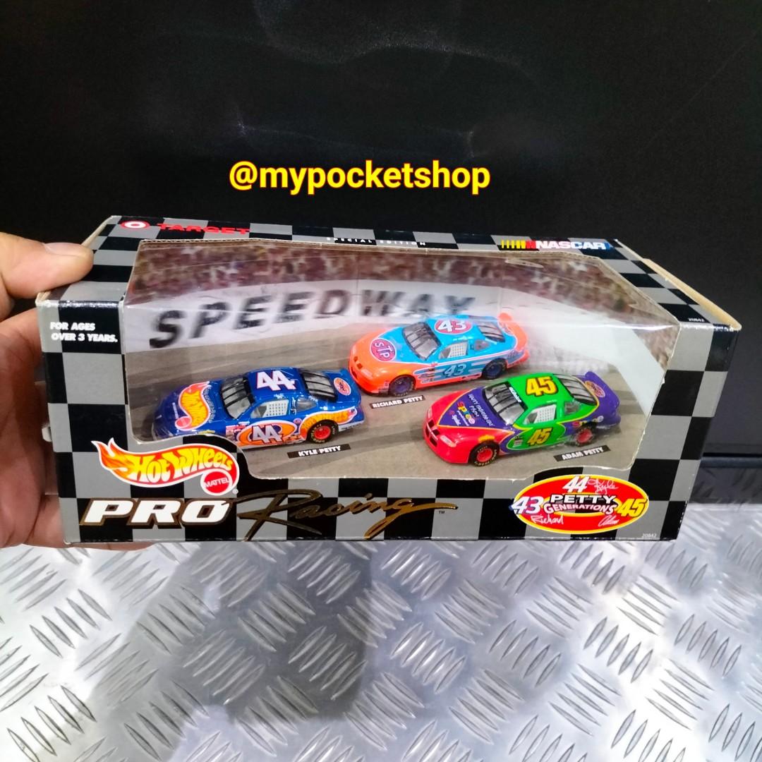 Hot Wheels NASCAR PRO RACING PETTY GENERATIONS 3-CAR BOX SET - 1998 ...