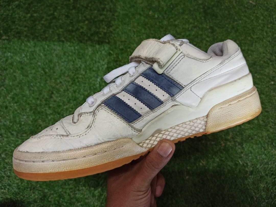 Kasut Adidas Bunga, Men's Fashion, Footwear, Sneakers on Carousell