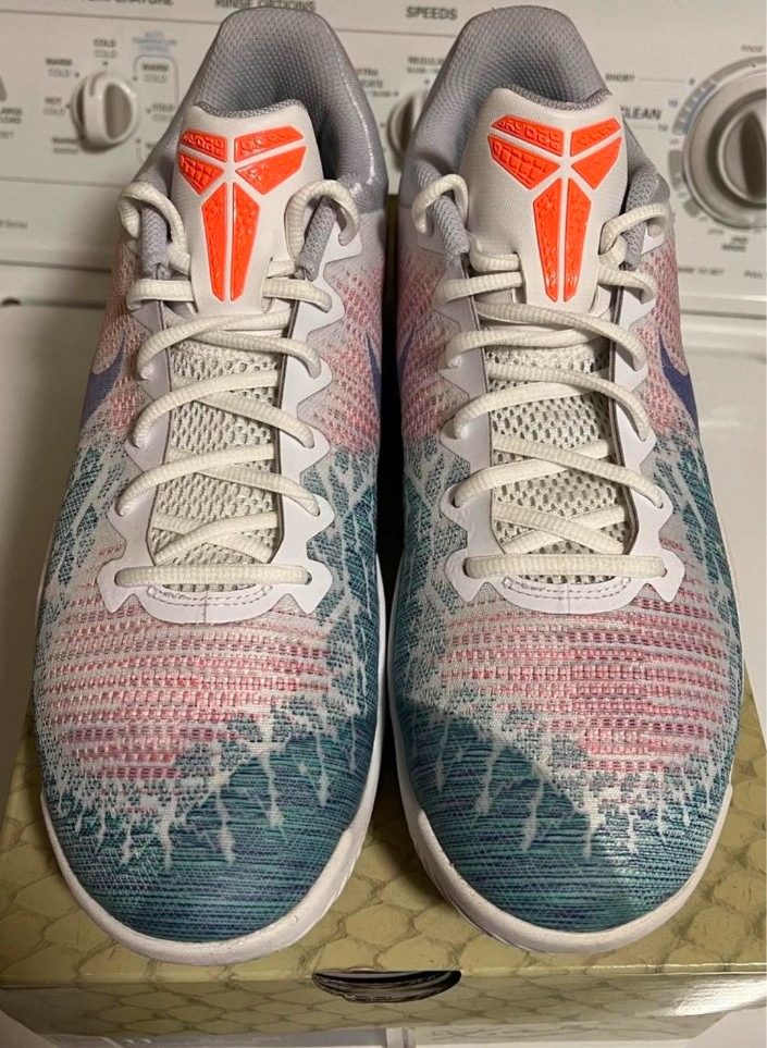 Mamba rage mango USED, Men's Fashion, Footwear, Sneakers on Carousell