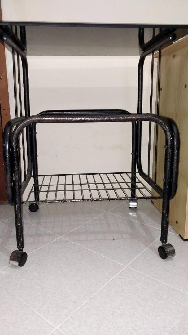 Meja Kaca Rak Dorong 3 Susun Dengan Kaki Besi 4 Roda Minimalis, Antik ...