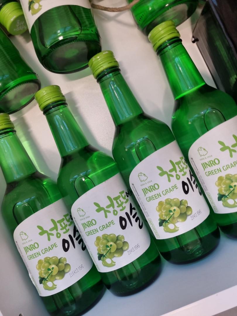 NTU : Jinro Green Grape Soju, Food & Drinks, Alcoholic Beverages on ...