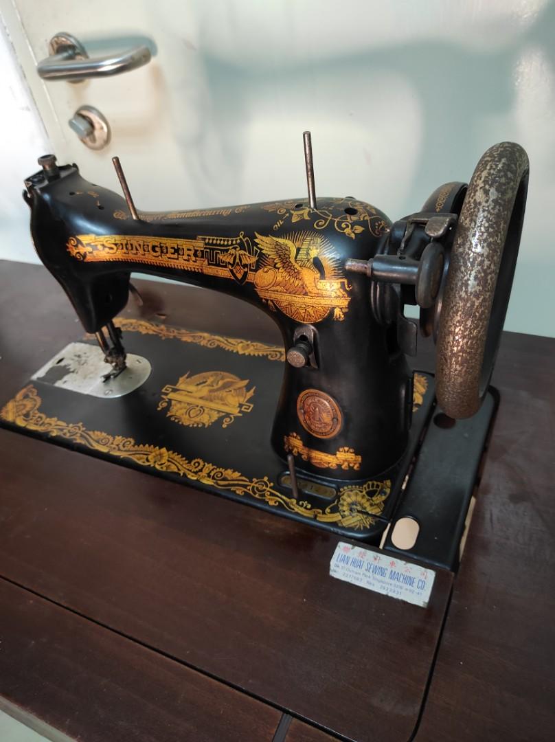Old Vintage Singer Sewing Machine, Hobbies & Toys, Memorabilia ...