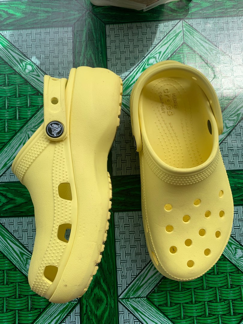 Original Crocs Platform Banana, Women's Fashion, Footwear, Heels on ...