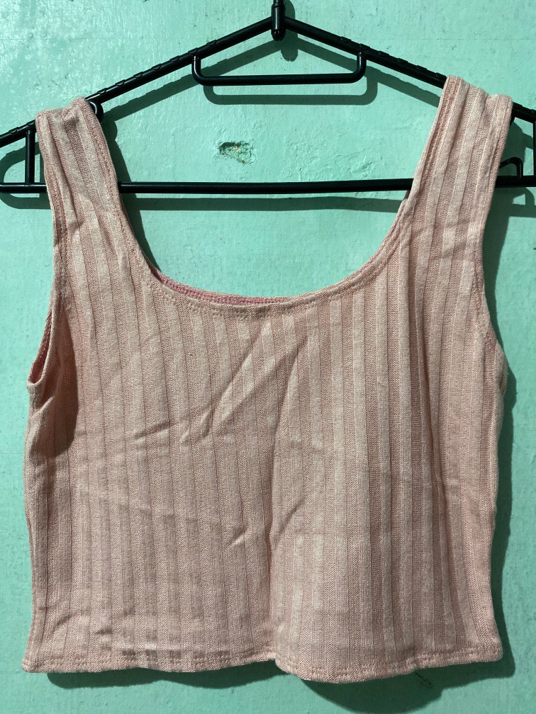 Paubos Sale: Pink Basic Crop top Sando ribbed, Women's Fashion, Tops ...