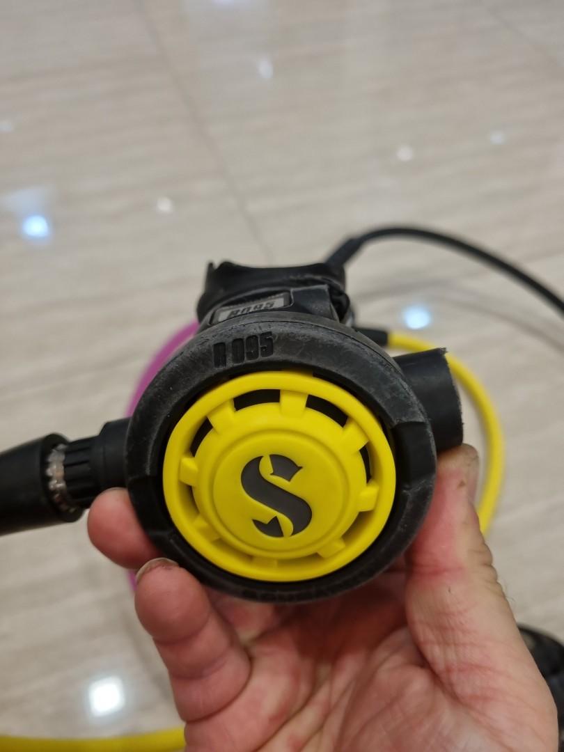 Scubapro Regulator Set, Sports Equipment, Sports & Games, Water Sports ...