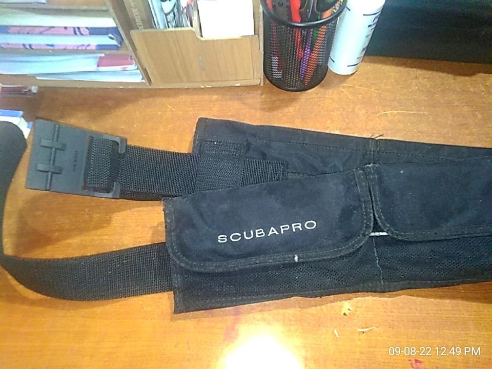 SCUBAPRO Scuba Diving Pocket Weight Belt, Sports Equipment, Other ...