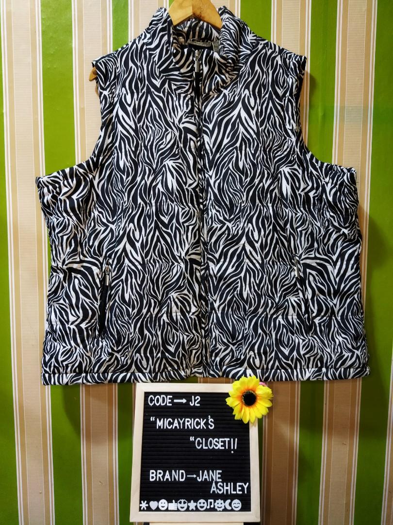 Jane Ashley women quilted vest Zebra Print Jacket Zip Front, Women's ...
